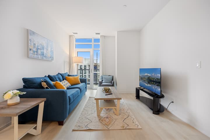 Brand New 2 Bedroom Apt-free Parking - Vaughan