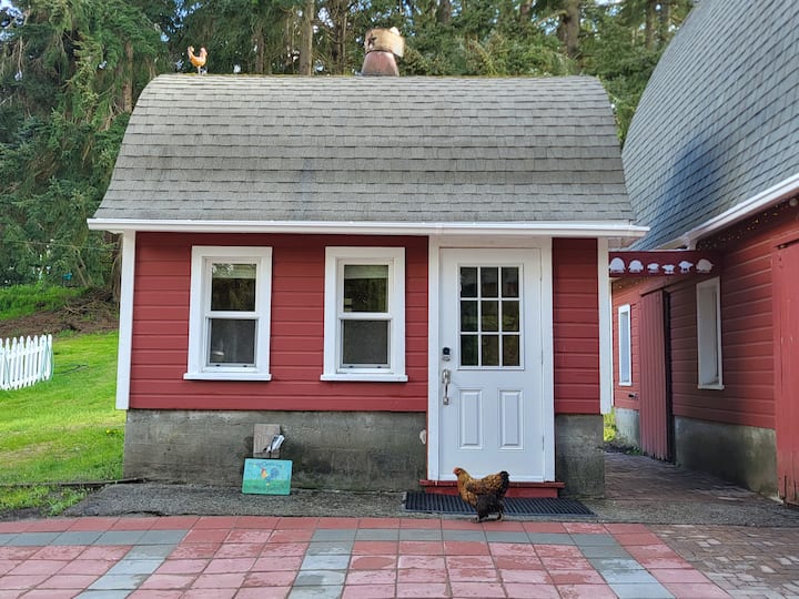 The Milking Barn Tiny House - Whidbey Island, WA