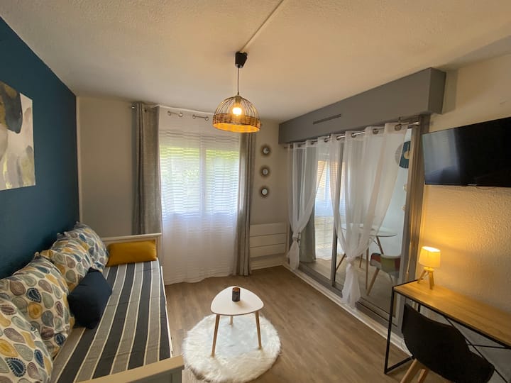 Studio Cosy Avec Wifi Au Centre Residence Calme - Agde