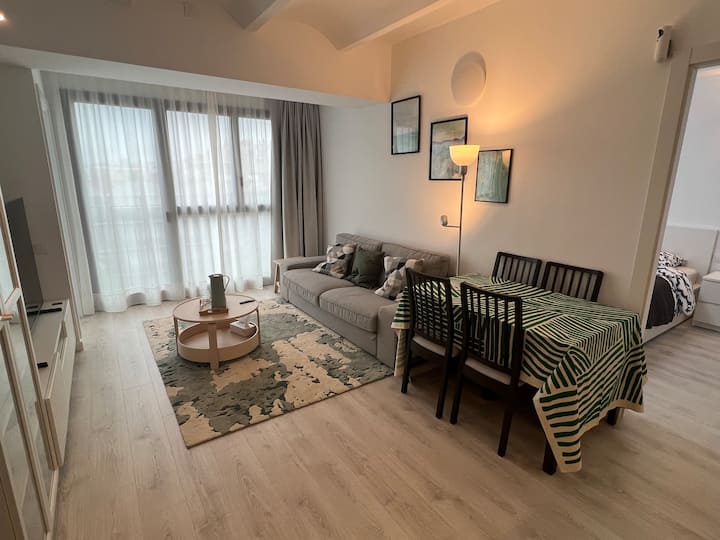 A Sunny Room - Sant Adrià de Besòs