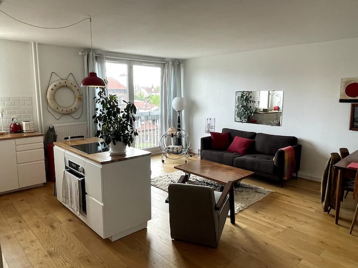 Appartement à 7 Mins De Paris - Clamart