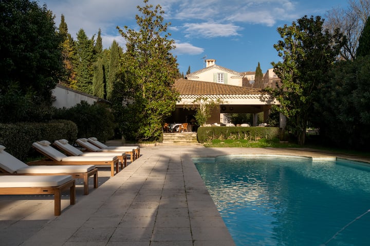 Perfect Summer In Provence - Avignon