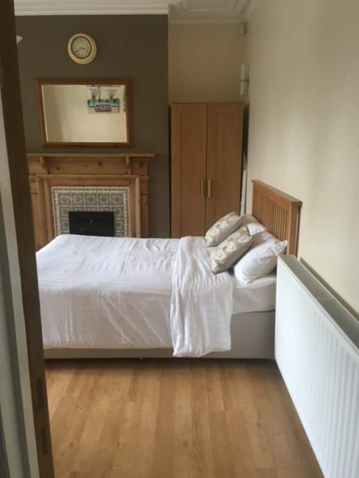 Perfect, Comfortable & Secure - Hampshire