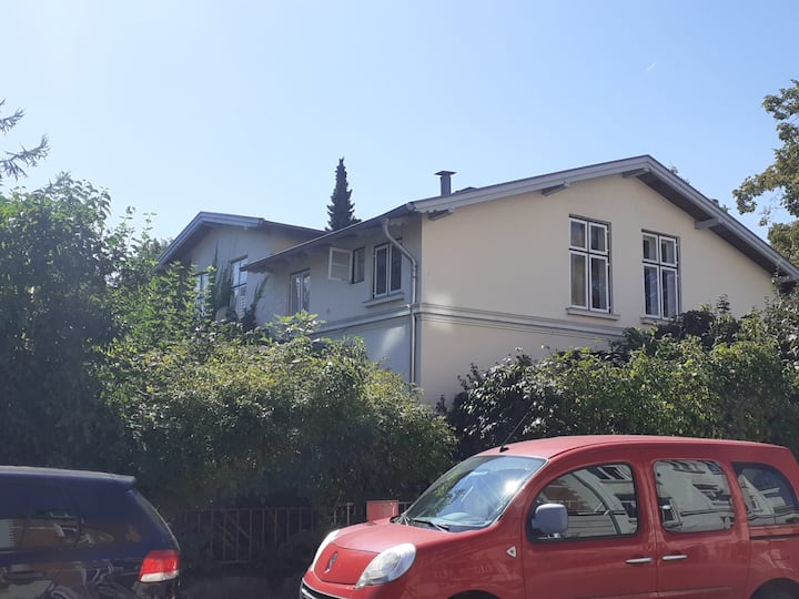 1-zi.wg.m. Klavier, St.jürgen - Lübeck