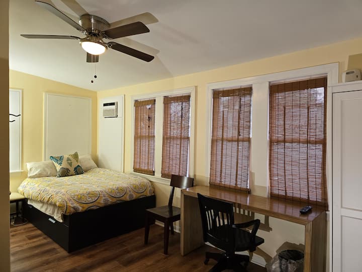 Close To Downtown, Ut And Seton - Austin, TX