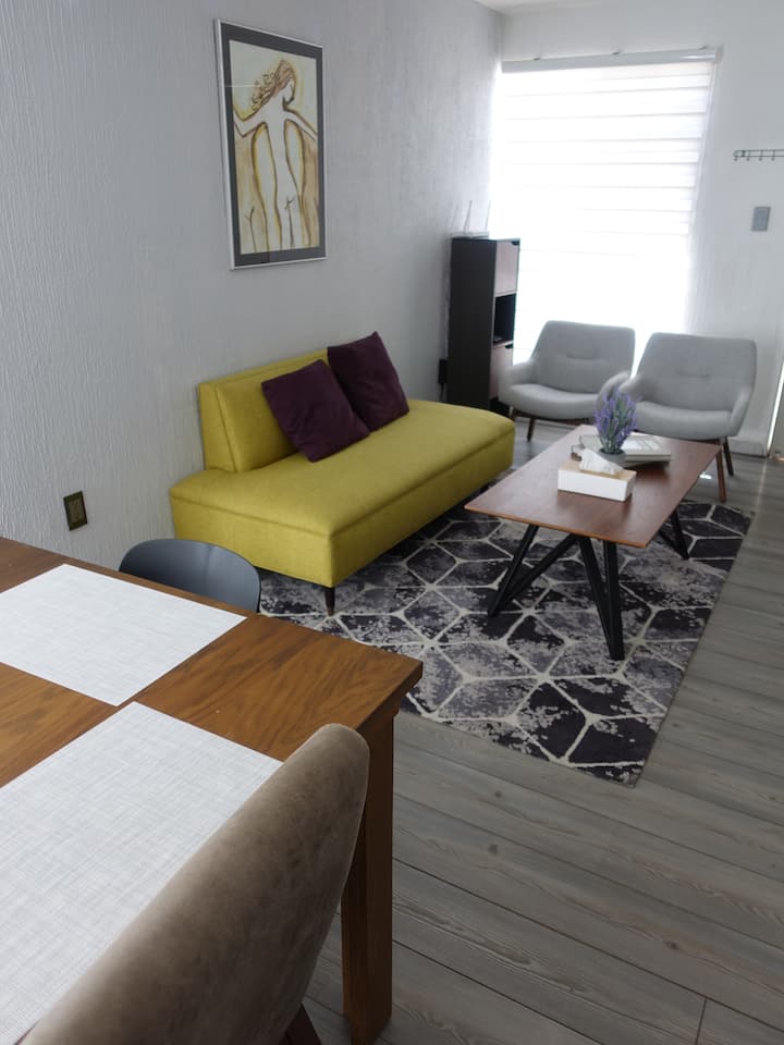 Casa C/cochera Y Ac. A 5 Min Del Metropolitano - León