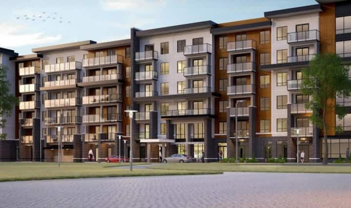 Beautiful Luxurious Condo!