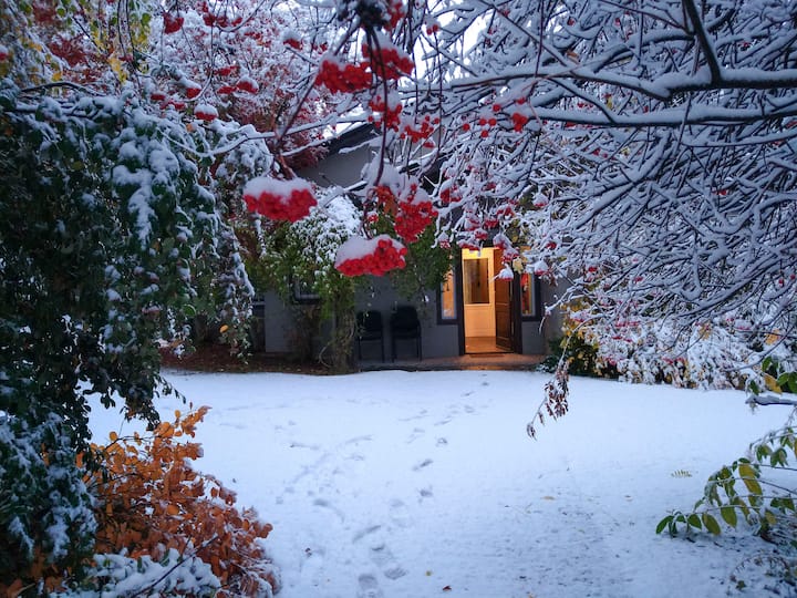 Casa Moderna Muy Confortable, Parque De 1800mts, Playroom, Equipada. - San Carlos de Bariloche