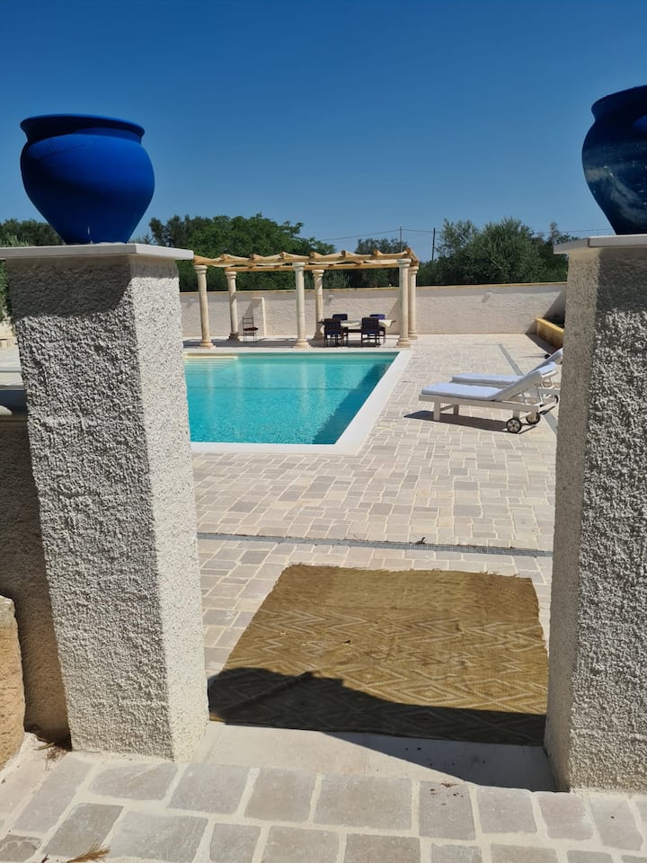 Dimora Rustica Con Piscina - Manduria