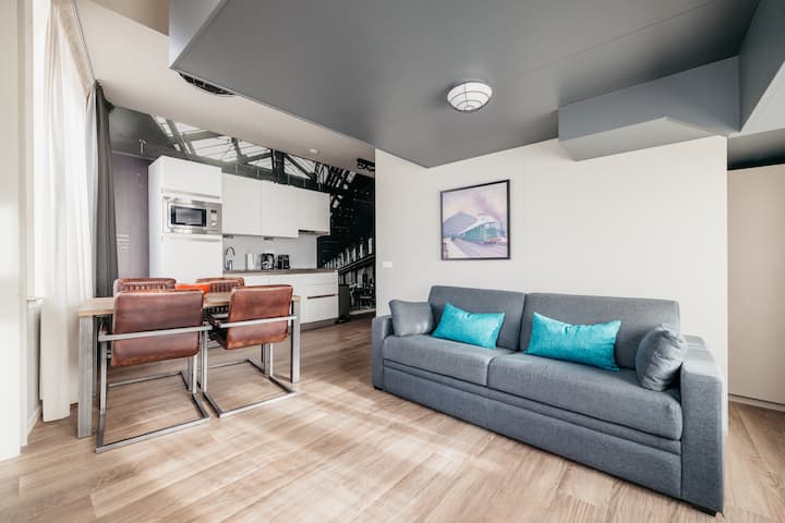 Numa | Large Duplex Studio W/ Kitchen & Sofa Bed - Diemen