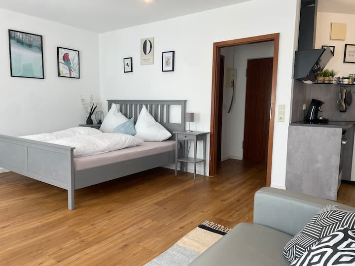 Studio 76 - Apartment Ganze Wohnung Zentrale Lage - Friedrichshafen