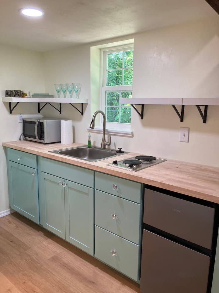 Tiny Home-style Apartment - Gainesville, FL