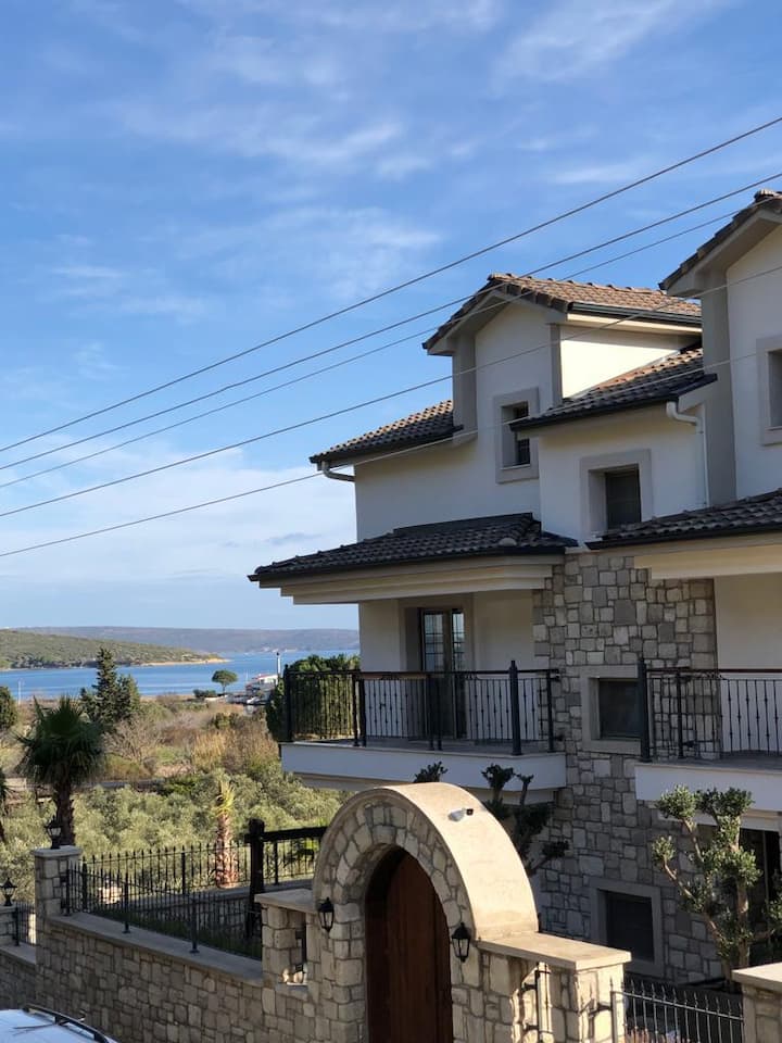 Valinor Urla Apartment 7 (2+1) - Balıklıova