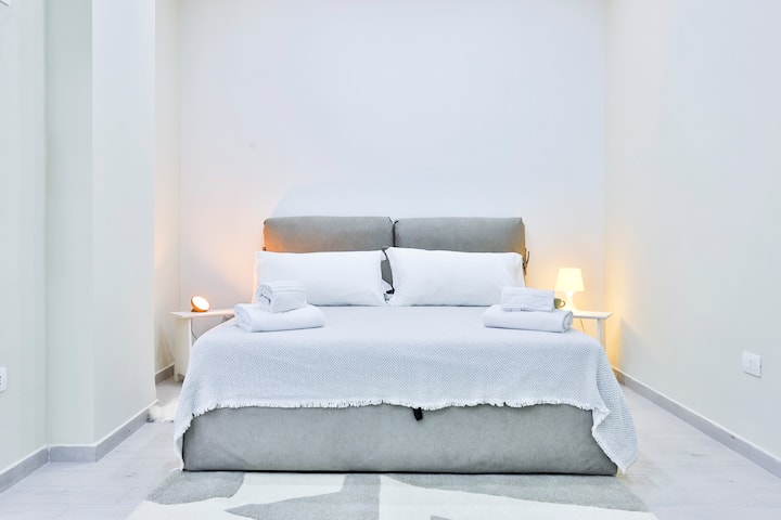 Guesthost - Ronkasa Quiet Apartment - Napoli