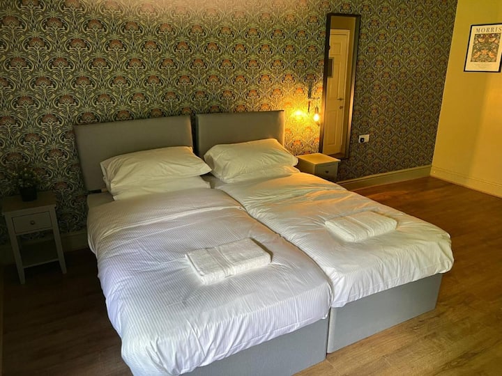 The Ring O'bells Guest House - Hebden Bridge