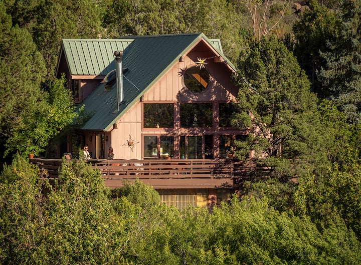 Your Heart's Home Retreat Sanctuary - Oak Creek Canyon, AZ