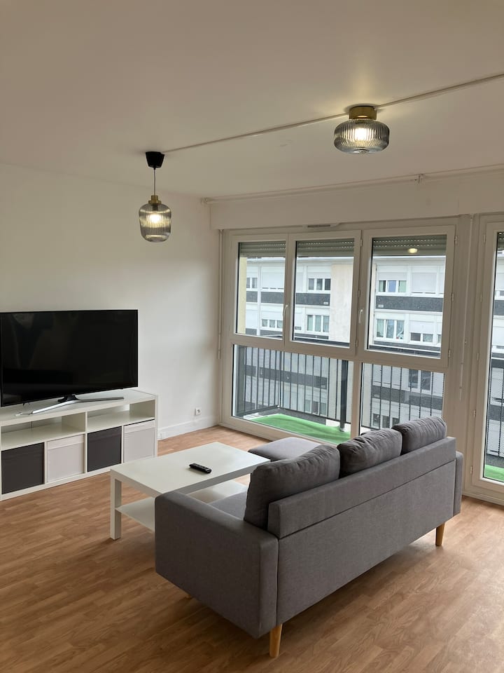 Appartement 2 Chambres,f3 éQuipé Et Refait à Neuf - Sarcelles