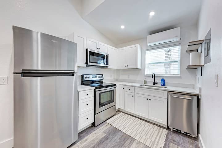 L-6cozy Close  Dwn Twn Acl, Sxsw Private& Walkable - Austin, TX