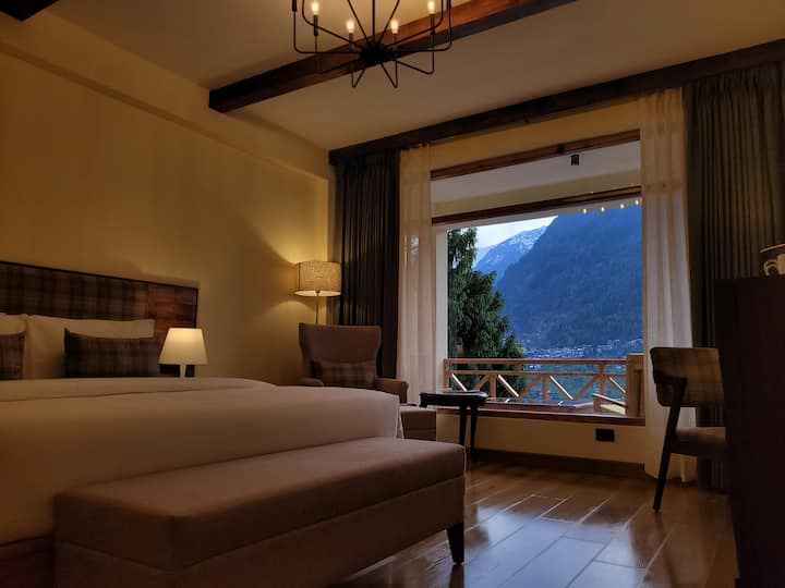 Balcony | Mt.view |Breakfast | 10-min To Mall Road - Manali