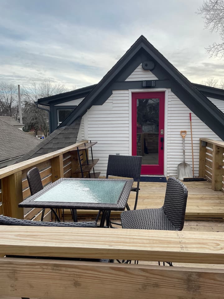 A Kc Birds Nest - Kansas City