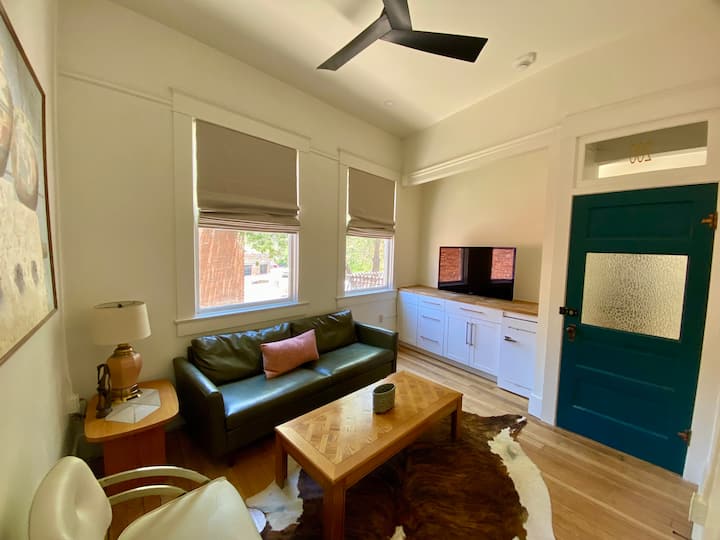 Warner Hotel Suite 200 - Bisbee, AZ