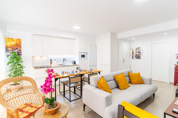 Trendyhomes Almería Playa - Almería