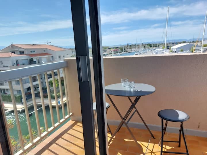 Location Du Petit Phare Avec Place De Parking! - ibis Styles Perpignan Canet En Roussillon