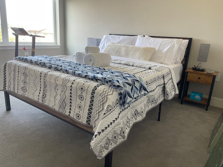 Kirkland 1br Near Redmond+bellevue Perfect For Wfh - Kirkland, WA