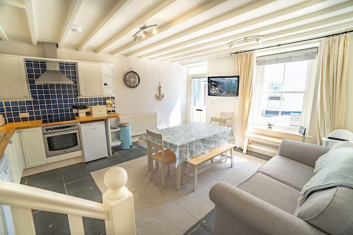 Ty Cornel | Aberdovey | 3 Bedroom | Sleeps 5. - Aberdovey