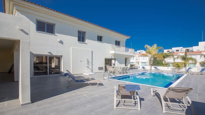 1 And 16 Dlp Villas Cyprus In The Sun Holidays - Ayia Napa