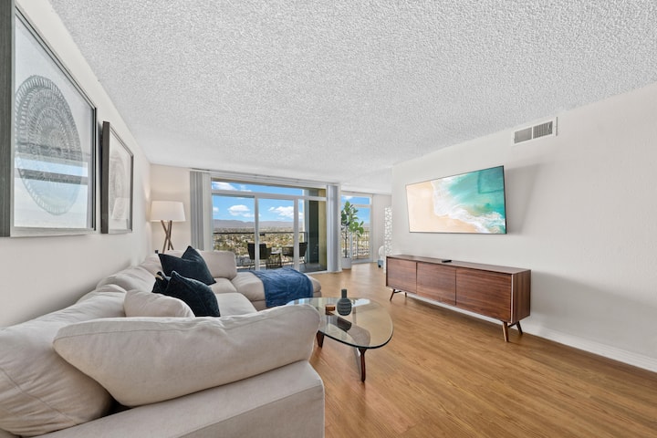 Oceanfront Panoramic Views : Marina Bliss Marvel - Venice Beach, CA