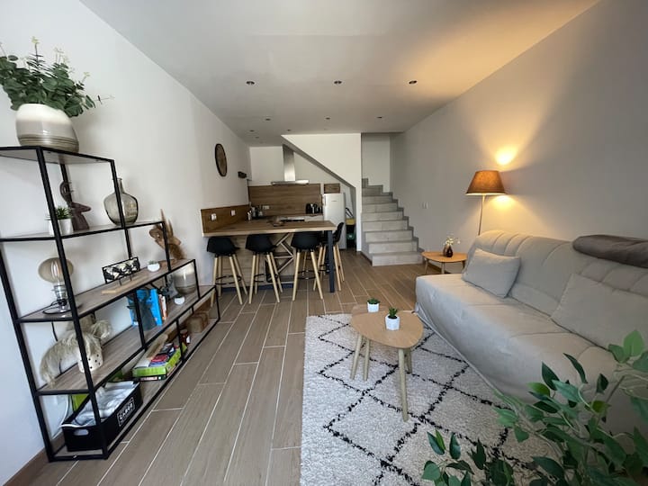 Maison De Village Rénovée Et éQuipée - La Motte-Chalancon