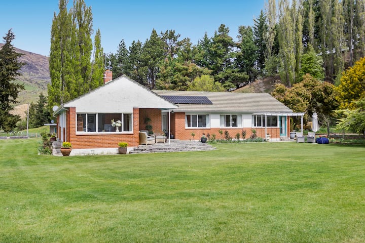 Boundary Creek Farmhouse - Snow Farm NZ