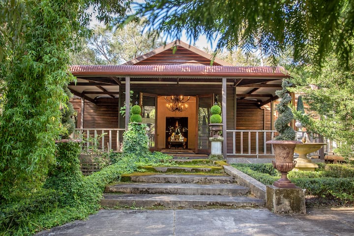 Rustic Luxury At The Lodge, La Foret - Margaret River