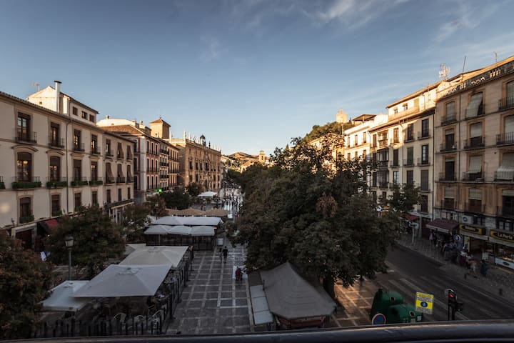 Plaza Nueva Estudio - El Balcón De La Vela - Granada