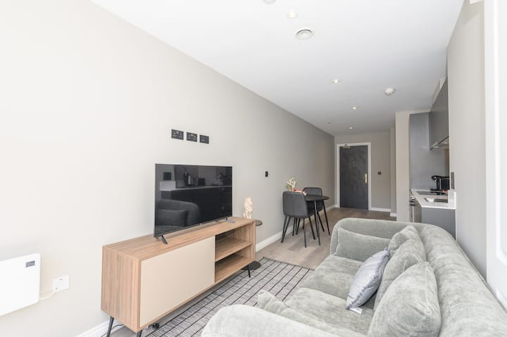 Central Leeds Apt With Garden Terrace For Couples - Leeds