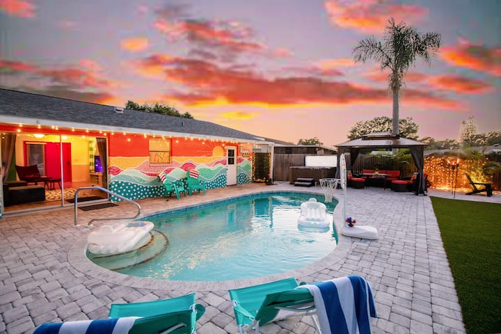 Happy Hacienda! Heated Pool-hot Tub-minutes 2 All - Bradenton, FL