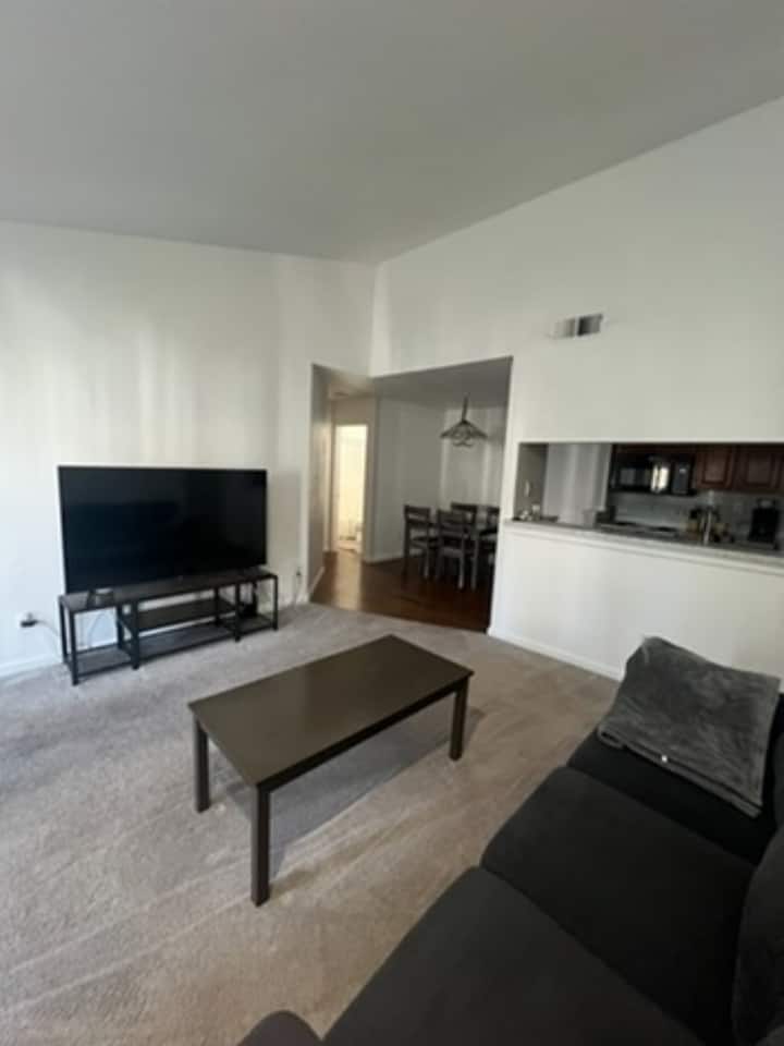 Safe, Quiet, Spacious Place, Washer, Own Parking - San José, CA