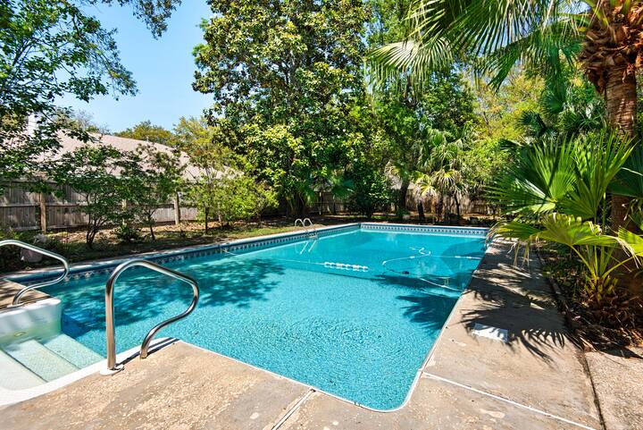 Jack's Place-gulf Brz-pool-close To Beaches - Gulf Breeze, FL