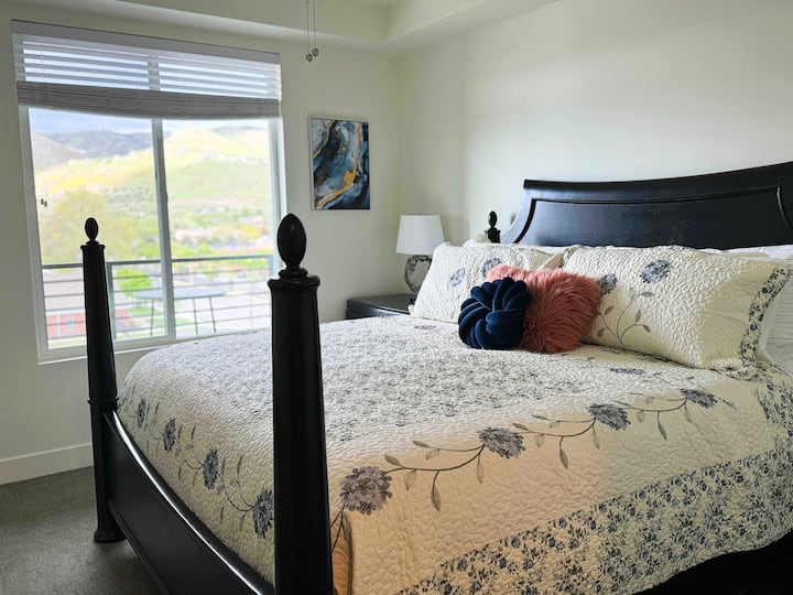 Rustic 2br Dt Apt - Gym - Garage Parking - Salt Lake City, UT