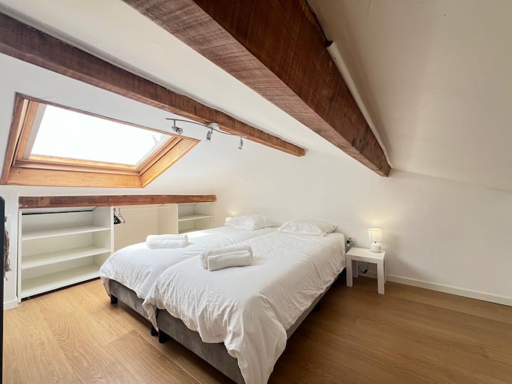 Beau Duplex Face à La Mer Climatisé - Antibes