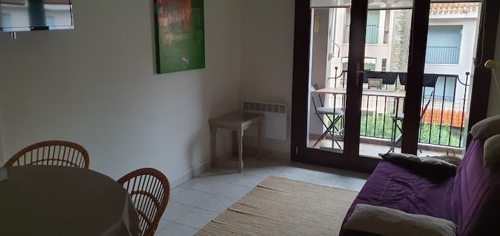 Appartement Dans Résidence à Collioure - Colliure