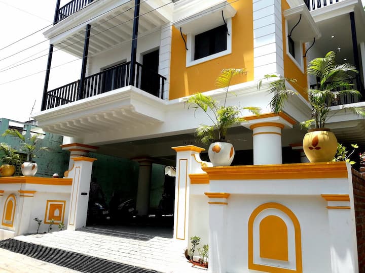 Cozy Private 6 Bhk Villa | Rock Beach | Free Wifi - Puducherry