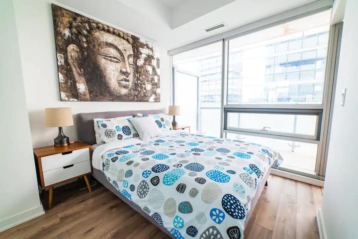 Comfy 1 Bed Condo 5mins Walk2 Cn Tower/union - Toronto