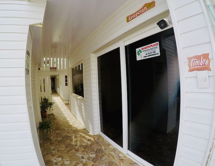 Habitación Para 3 Cerca Al Mar - San Andrés