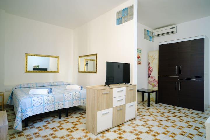 Bed Inn Palazzo Urbe - Appartamento 4 Olbia Centro - Olbia