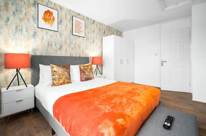 Stylish-birmingham Central Home - 