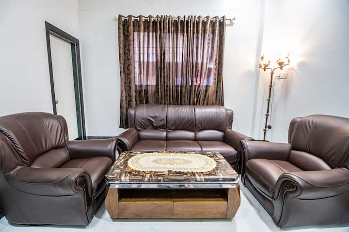 Budget Freindly2bhk 15min To Airport Wifi Smart Tv - Mumbai