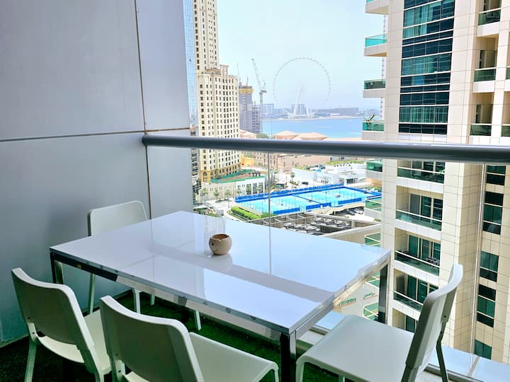 Sunrise Homes - A Modern Apartment  Nearby Beach - Dubai