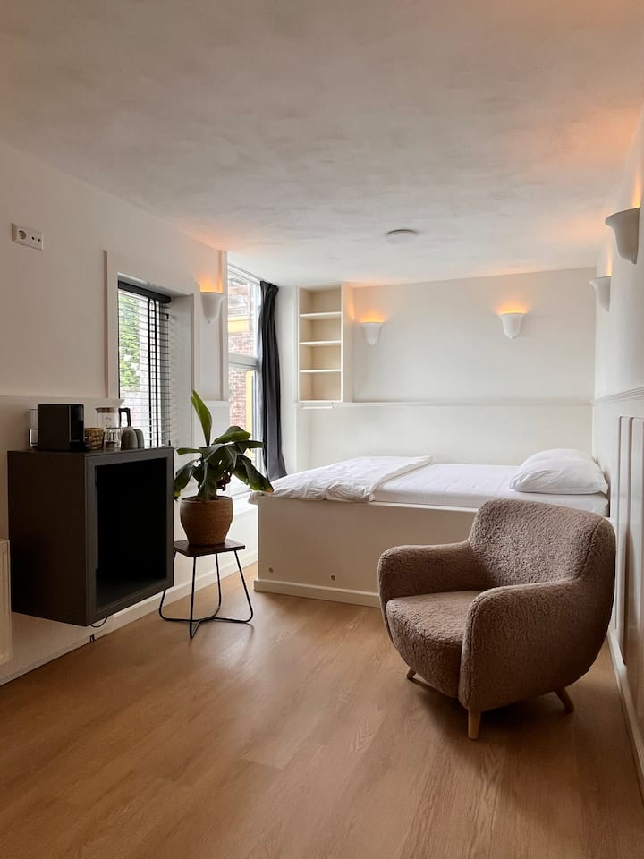 Room 9-2, Hartje Centrum Arnhem - Netherlands